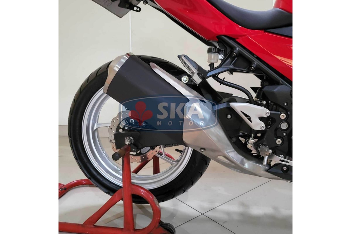 Kawasaki Ninja 250 FI Tahun 2024