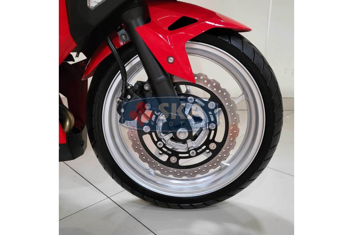 Kawasaki Ninja 250 FI Tahun 2024
